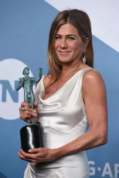 Jennifer Aniston က သရုပ်ဆောင်ကနေ နုတ်ထွက်ဖို့ ဘာကြောင့် စဉ်းစားထားလဲဆိုတာ ကြည့်ပါ။