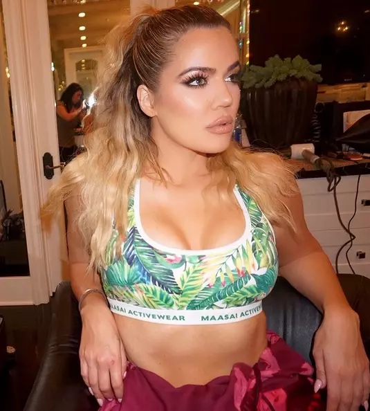 Khloe Kardashian 7