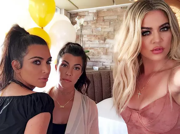 Khloe Kardashian plastiskā ķirurģija