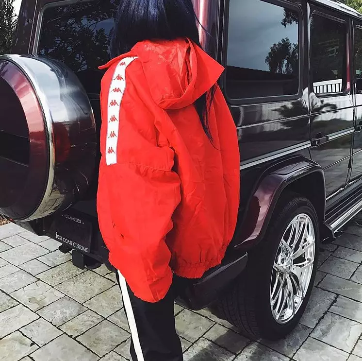 Kylie ကား g wagon