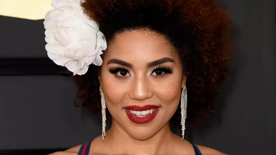 Grammyji 2017 rdeči preprogi joy villa trump