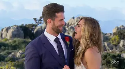 Bachelorette Jed Wyatt ug Hannah Brown Finale