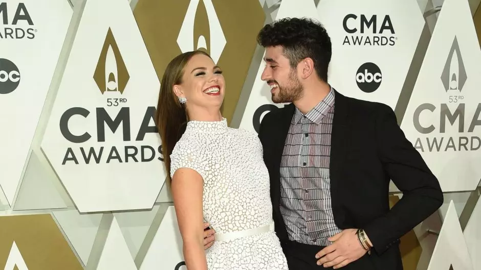 Hannah Brown et Alan Bersten aux CMA Awards