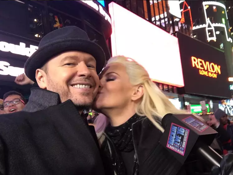 Donnie wahlberg jenny mccarthy 3