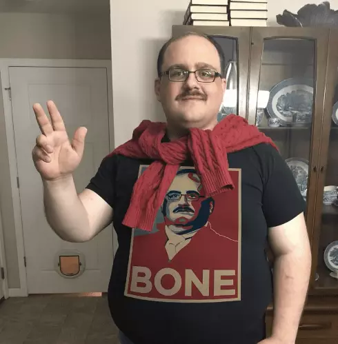 Ken bone көйлек беті