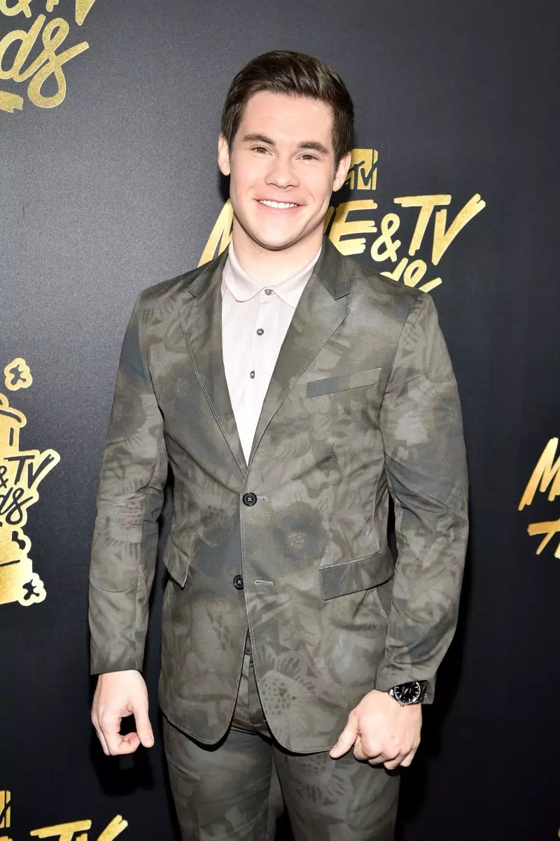 Adam devine host 2017