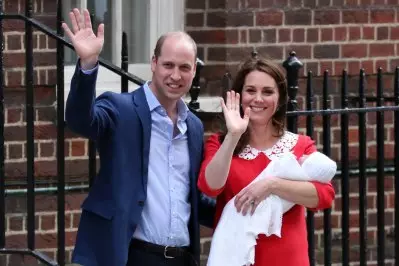 ウィリアム王子、ケイトミドルトン、新生児ルイ