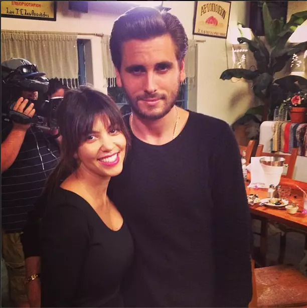 Kourtney kardashian scott disick relasyon istwa 3