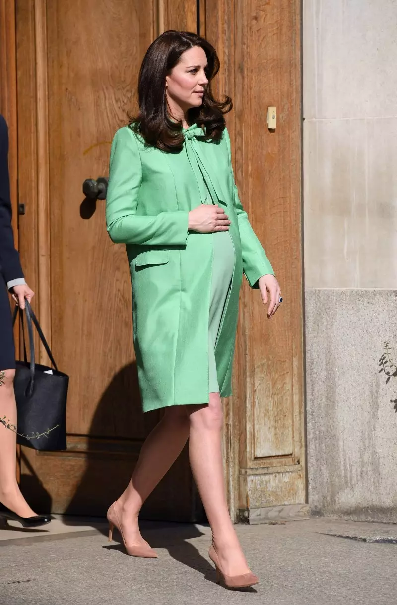 Kate middleton je těhotná