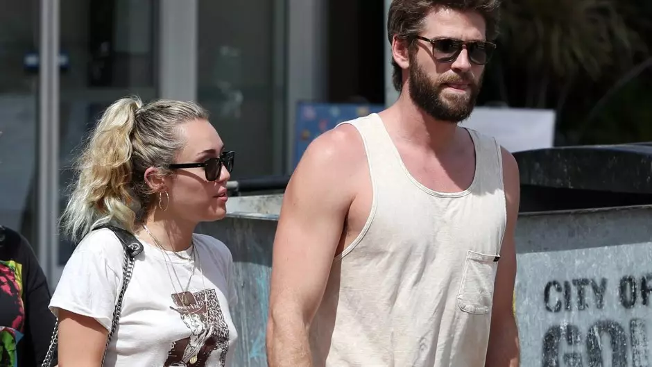 Miley cyrus liam hemsworth