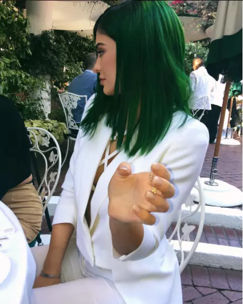 Kylie Jenner ניילז 7