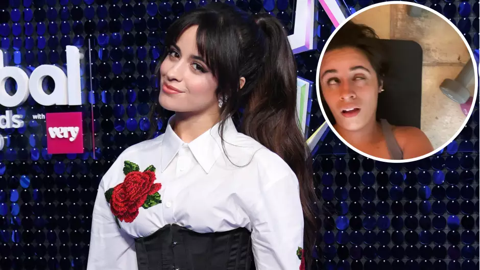 Camila Cabello muab cov kiv cua sab hauv saib ntawm nws qhov kev ua haujlwm niaj hnub - Thiab Nws yog #Relatable!