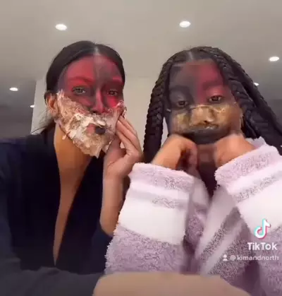 TikTok ဗီဒီယိုတွင် North West ၏ အလှဖန်တီးရှင် Kim Kardashian