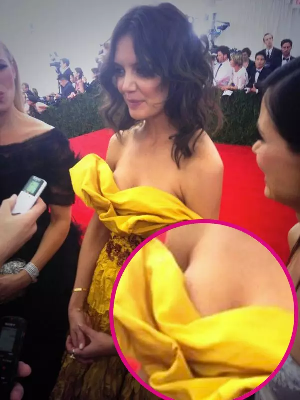 Katie holmes wardrobe malfunction 2