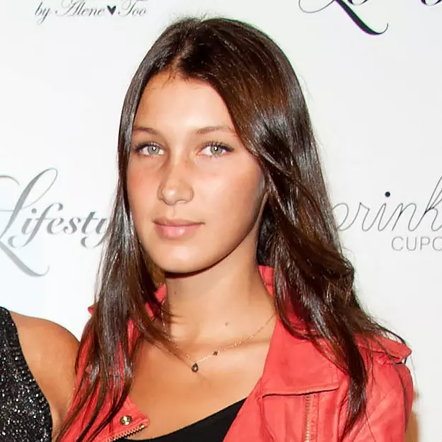 Bella hadid në shtator 2012