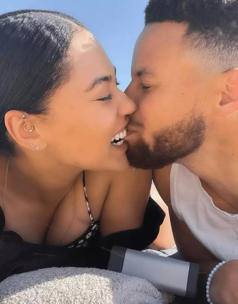 Stephen និង Ayesha Curry