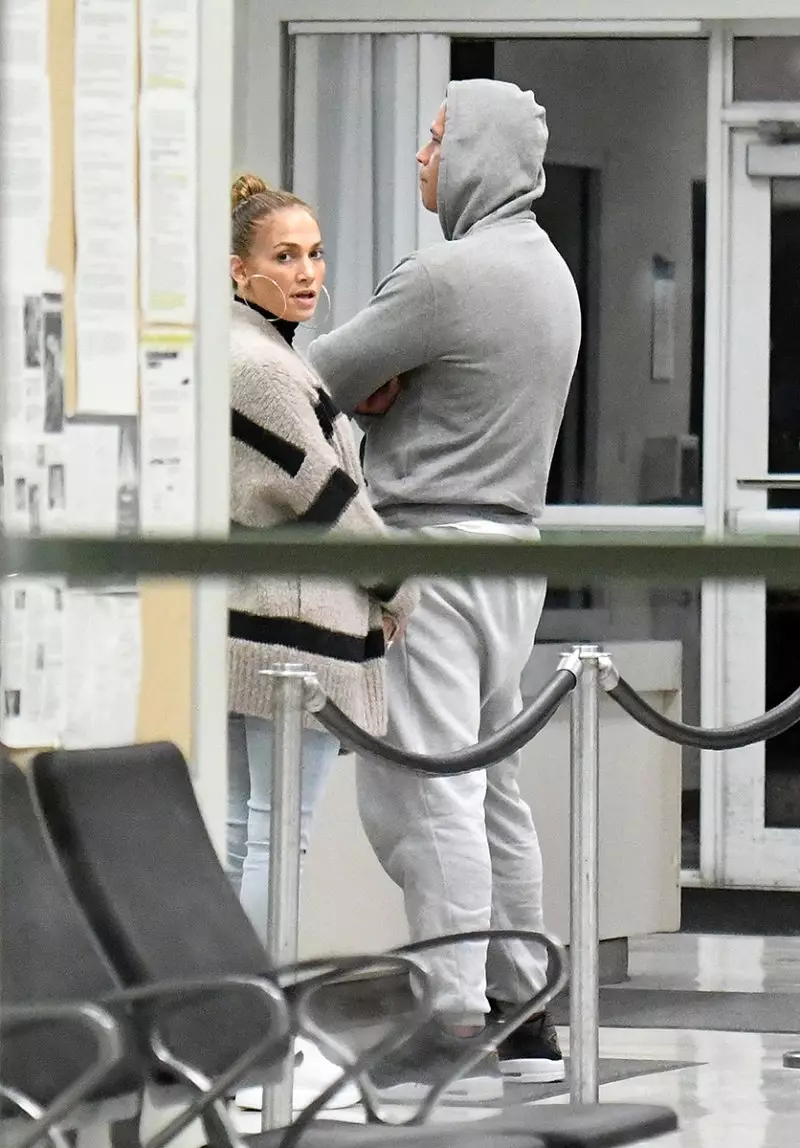 Jennifer Lopez og Alex Rodriguez blir sett når de kommer tilbake til Miami