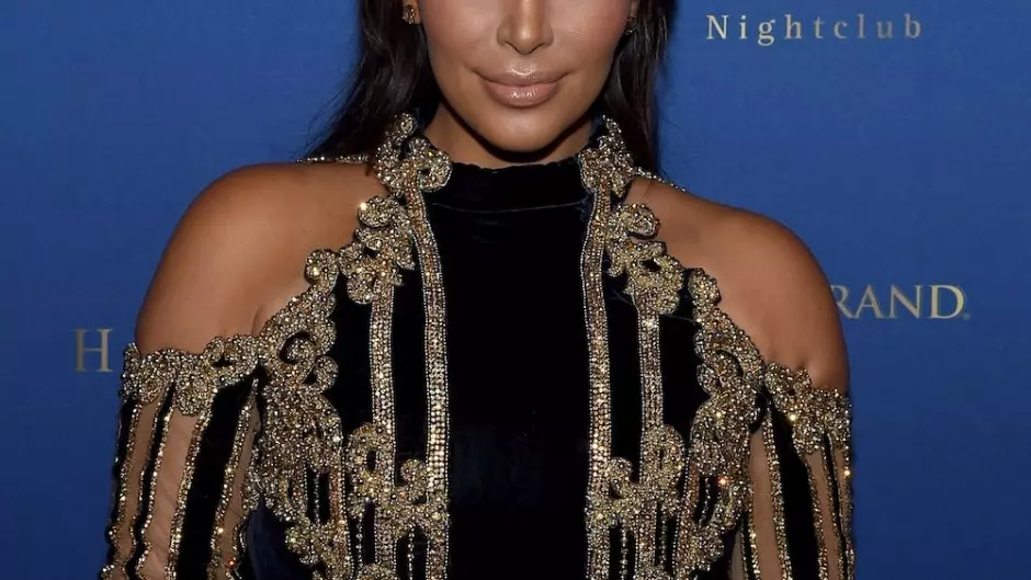 Genedigaeth Kim kardashian ar ôl colli pwysau babi