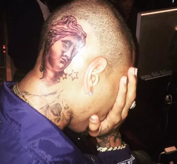 Chris Brown mbusak foto instagram