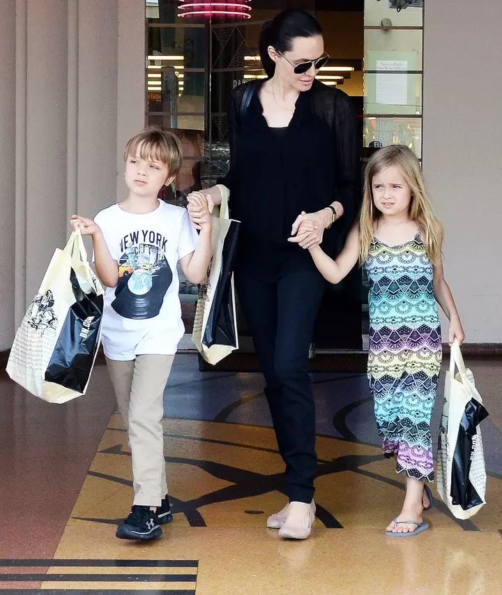 Knox wivienne jolie pitt