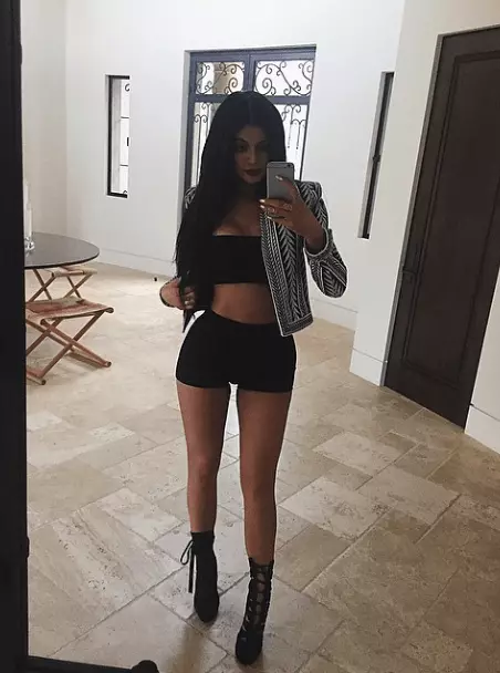 Kylie jenner ئاشكارىلىدى