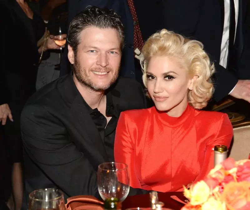 Gwen stefani blake shelton grammys 3