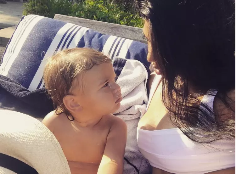 Kourtney instagramni boshqaradi