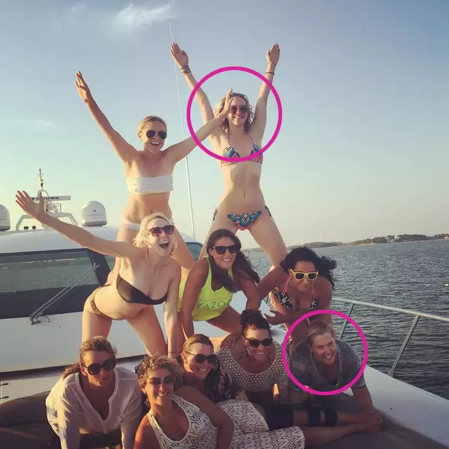 Amy schumer jennifer lawrence jikin bikini kwafi