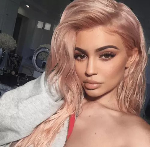 បបូរមាត់ Kylie jenner 2016