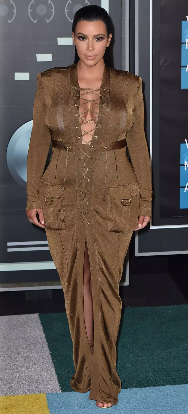 Look da gravidanza Kim Kardashian