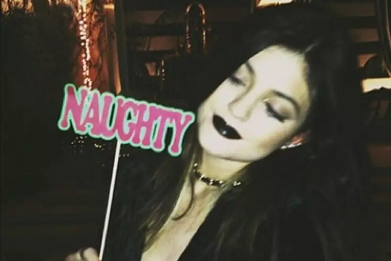 Kylie jenner guhinduka Ukuboza 2013