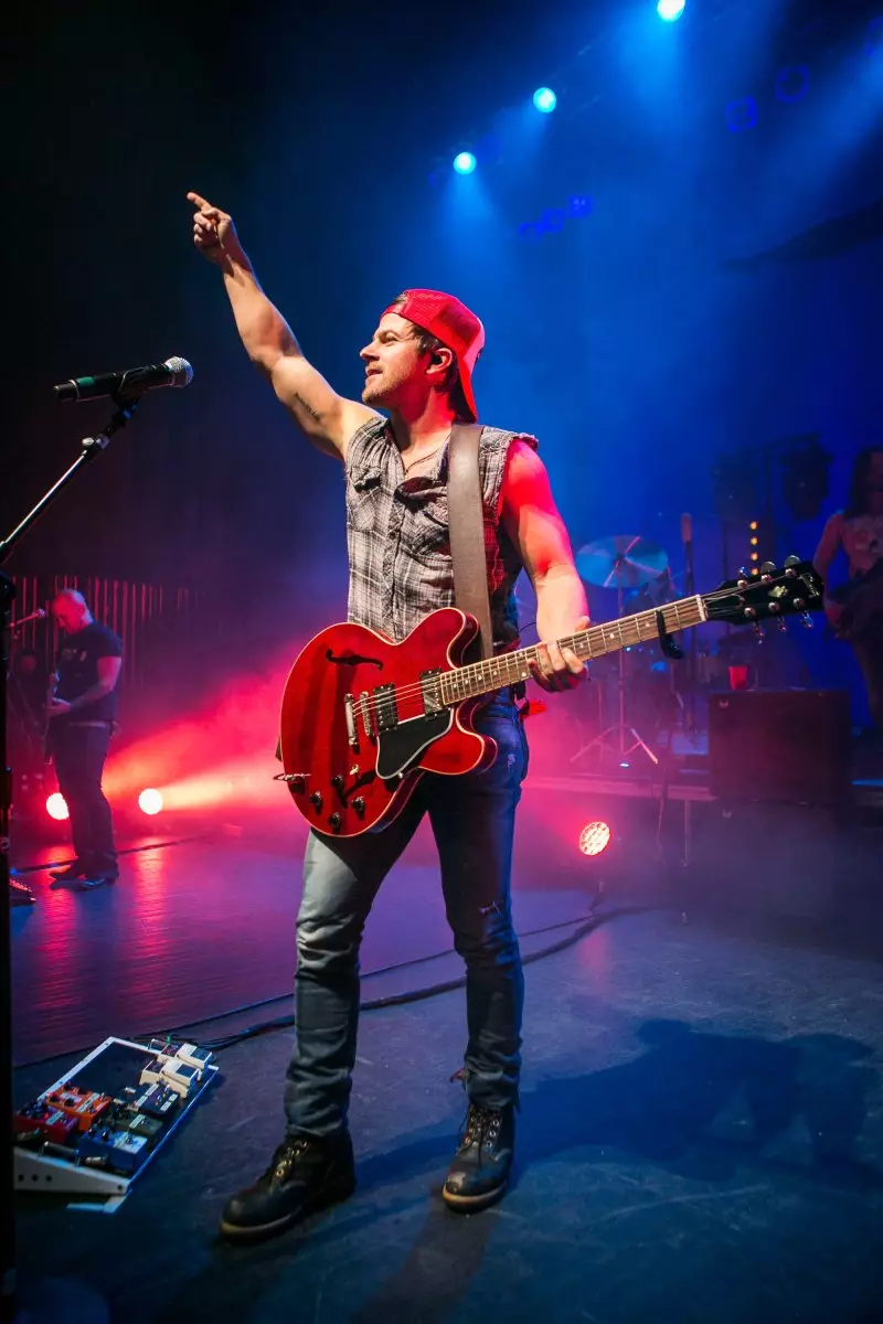 Kip Moore 4