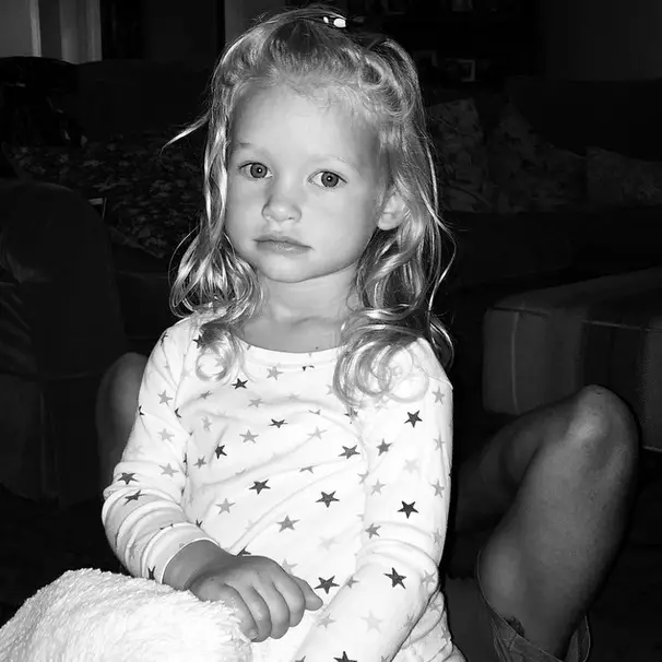 Jessica Simpson Kids 9