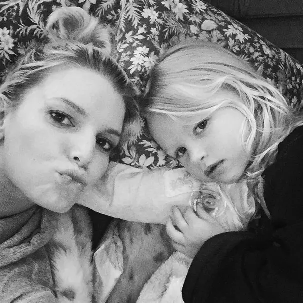 Jessica simpson kinderen 17