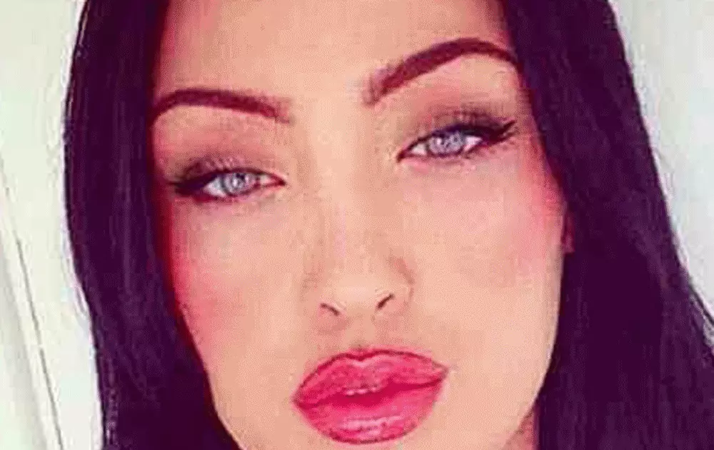 Il gemello di Megan Fox?! Incontra Leah Squires, la donna che assomiglia ESATTAMENTE all'attrice - Life & Style