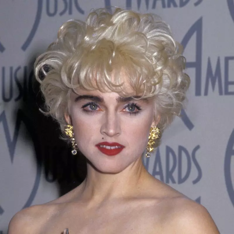 Madonna valged juuksed