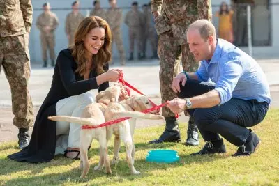 Prens William ve Kate Middleton Pakistan'da