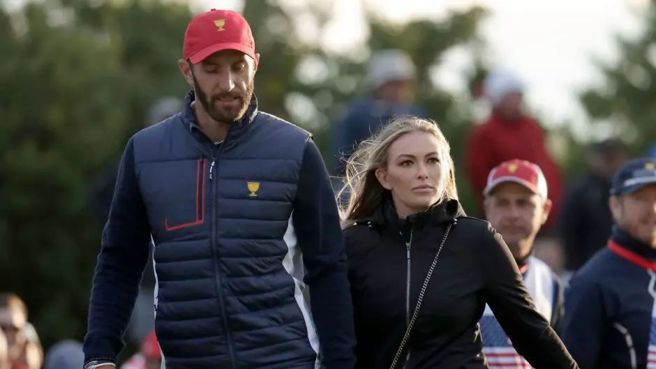 Paulina Gretzky Dustin Johnson က ဘယ်သူလဲ။