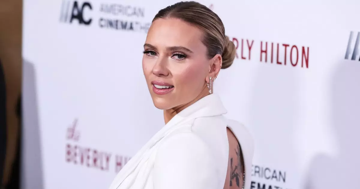 Scarlett Johanssonen tatuajeak: argazkiak eta zer esan nahi duten