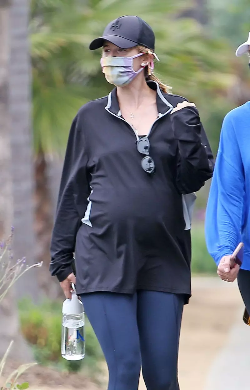 Katherine Schwarzenegger Baby Bump