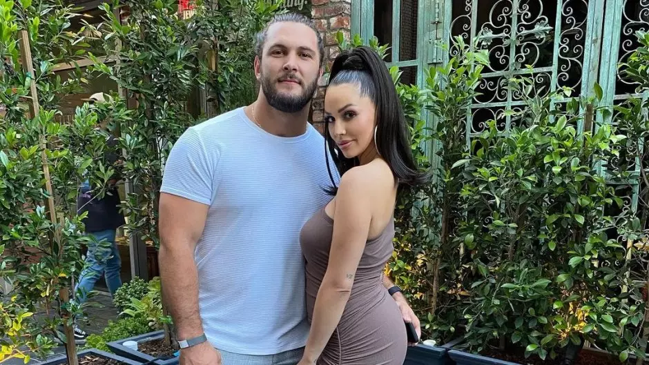 Brock Davies a-t-il des enfants ? Le fiancé de Scheana Marie a 3