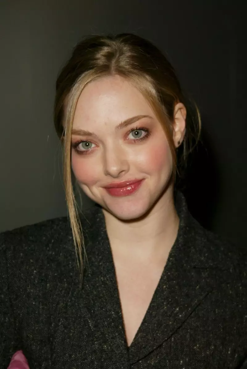 Mama Mia! Amanda Seyfried Kal nebû! Bi Salan Veguherîna Lîstikvanê Binêrin