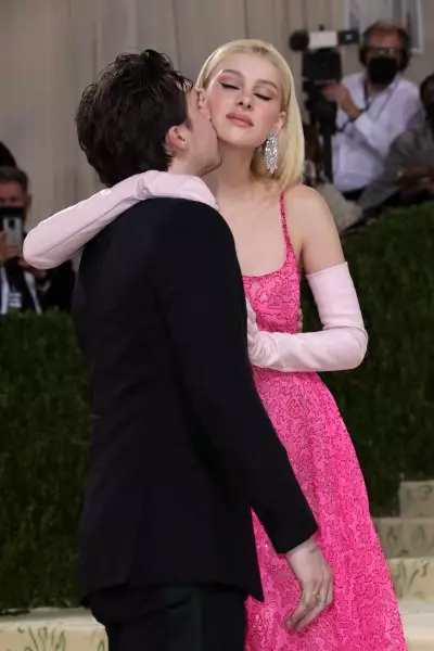 Brooklyn Beckham Nicola Peltz 2021 Met Gala