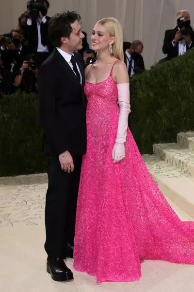 Brooklyn Beckham Nicola Peltz 2021 Met Gala