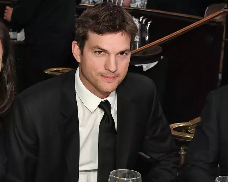 Nag-date sina Ashton Kutcher at Rihanna