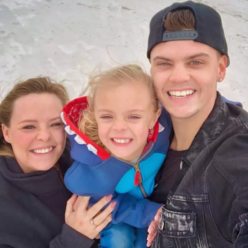 Mafi kyawun Hotunan Yara Catelynn Lowell da Tyler Baltierra