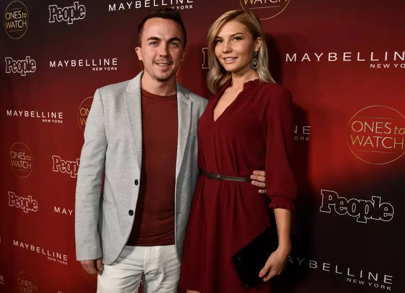 Hírességek, akik szültek 2021-ben Frankie Muniz Paige Price