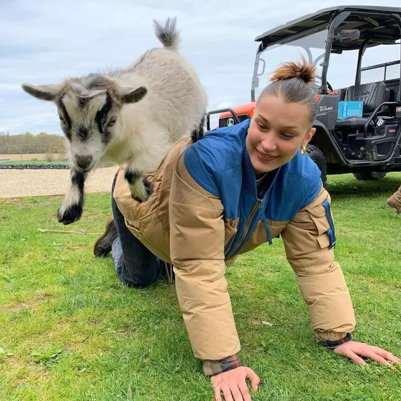 Gigi-hadid-bella-hadid-inside-life-on-pennsylvania-farm