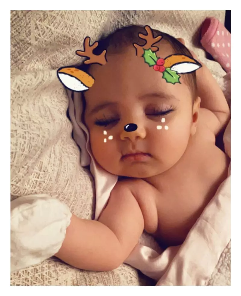 Shay Mitchell Daughter Atlas twò bèl pou mo Instagram