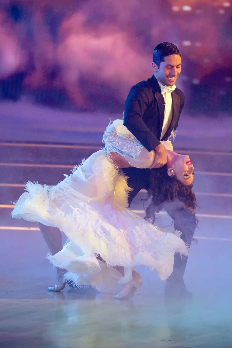 Dancing with the Stars Week 1 Scores Dances Costumes NEV SCHULMAN, JENNA JOHNSON